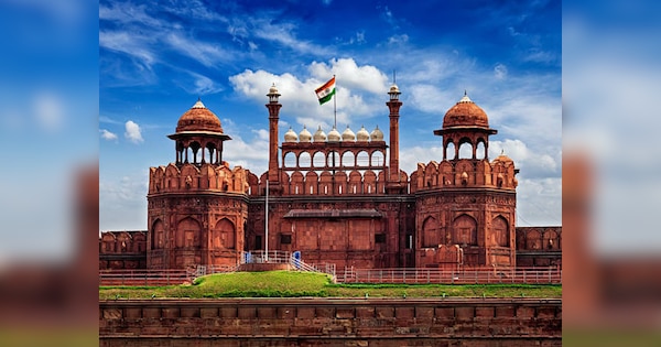 Red Fort History: लाल किले में बनाई गई थी विश्व प्रसिद्ध मस्जिद, जानें ...