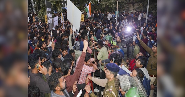 bihar bandh live updates bpsc exam row students protest lathi charge ...