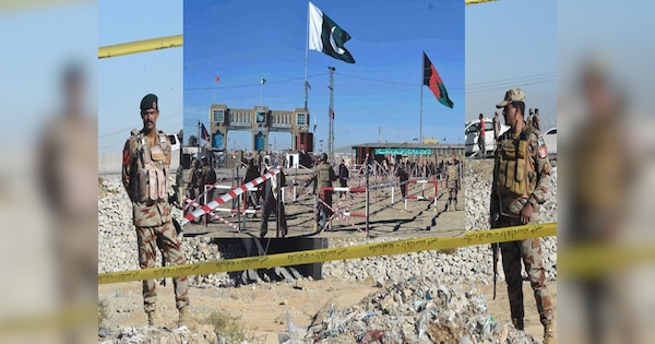 Pakistan army surrender in Waziristan soldiers seen raising both hands ...