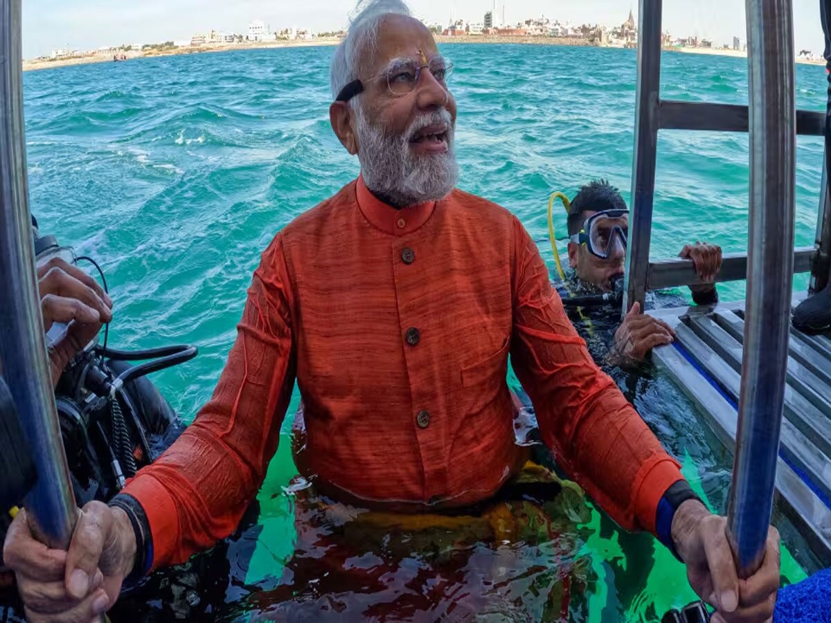 Ram Mandir, scuba diving, viral selfie 10 photos of PM Narendra Modi ...