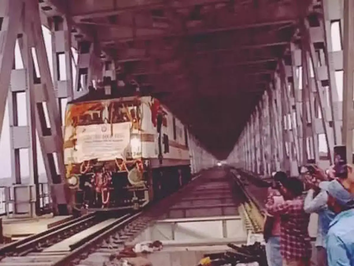 Mau Four Lane Highway through Varanasi Gorakhpur and Overbridge at Balniketan Railway Crossing ...