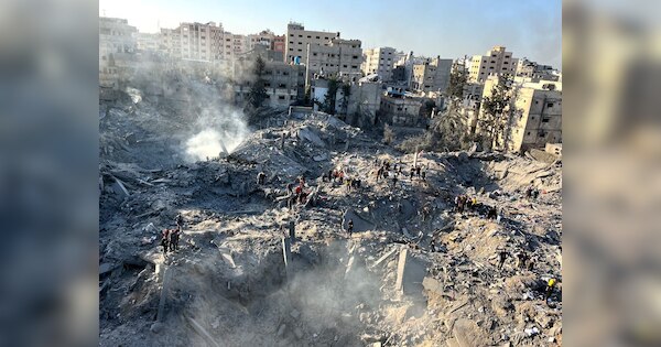 Gaza news 15 Palestinian killed on the first day of new year | Gaza: नए ...