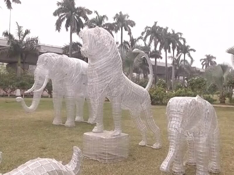 Patna Harding Park has sculptures in shape of 22 different animals ...