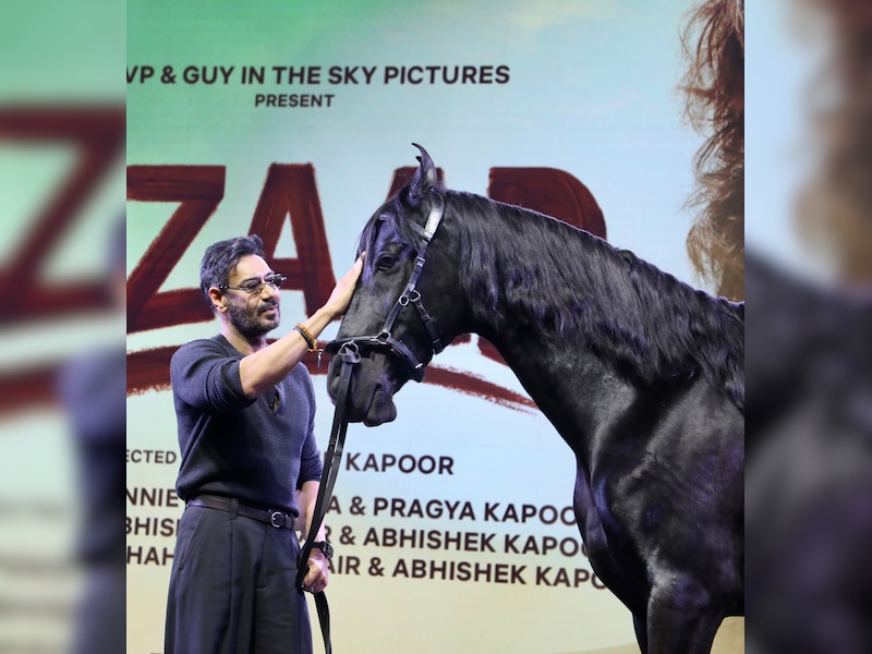 Azaad Tariler Launch Ajay Devgn bring horse on stage Raveen Tandon ...