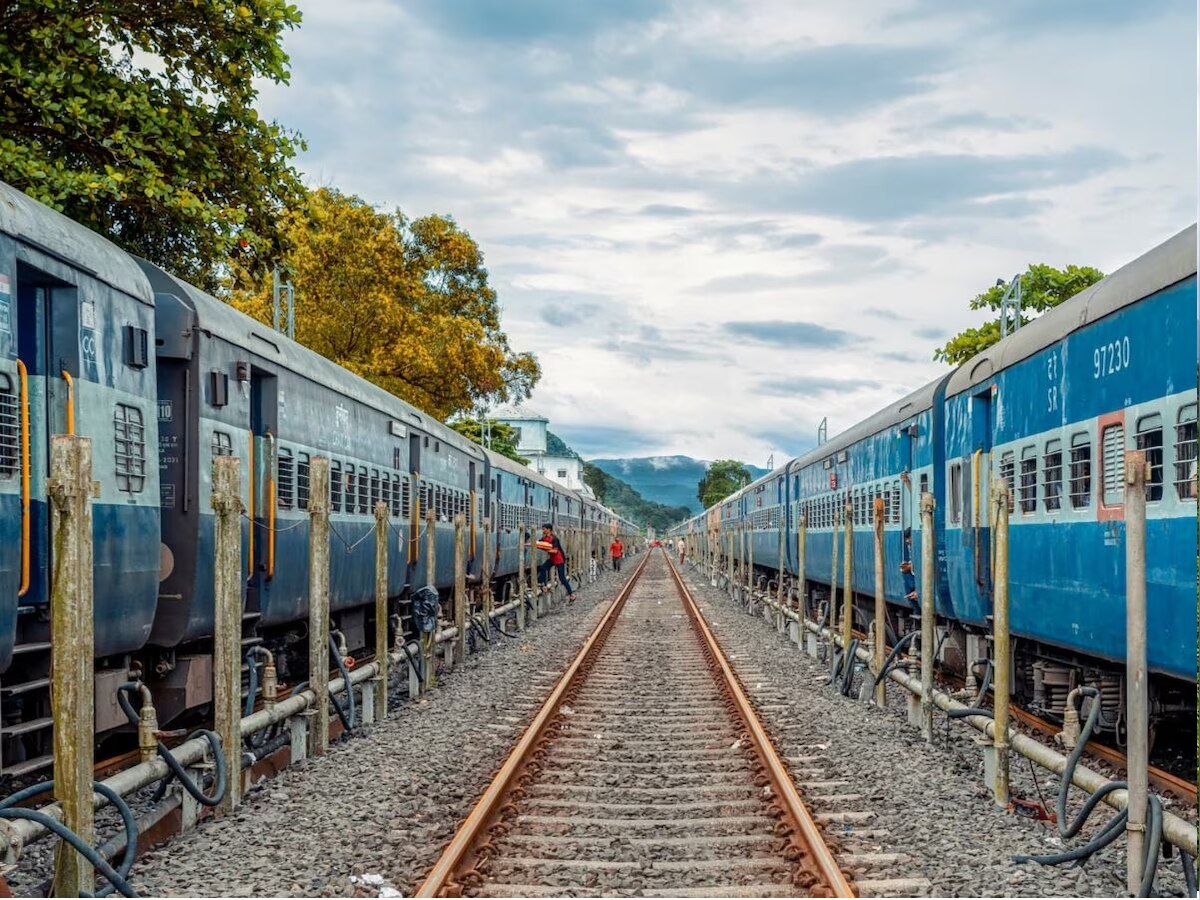 Prayagraj Mahakumbh 2025 Indian Railway special trains for returning ...