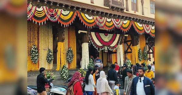 indore historical gopal mandir decorated like marriage garden rented ...
