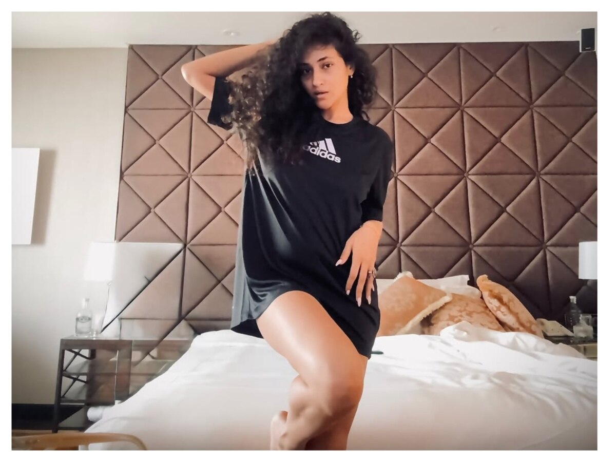 Who is Arshiya Arshi Bhojpuri Actress Biography Profile | Who Is Arshiya Arshi: कौन हैं अर्शिया ...