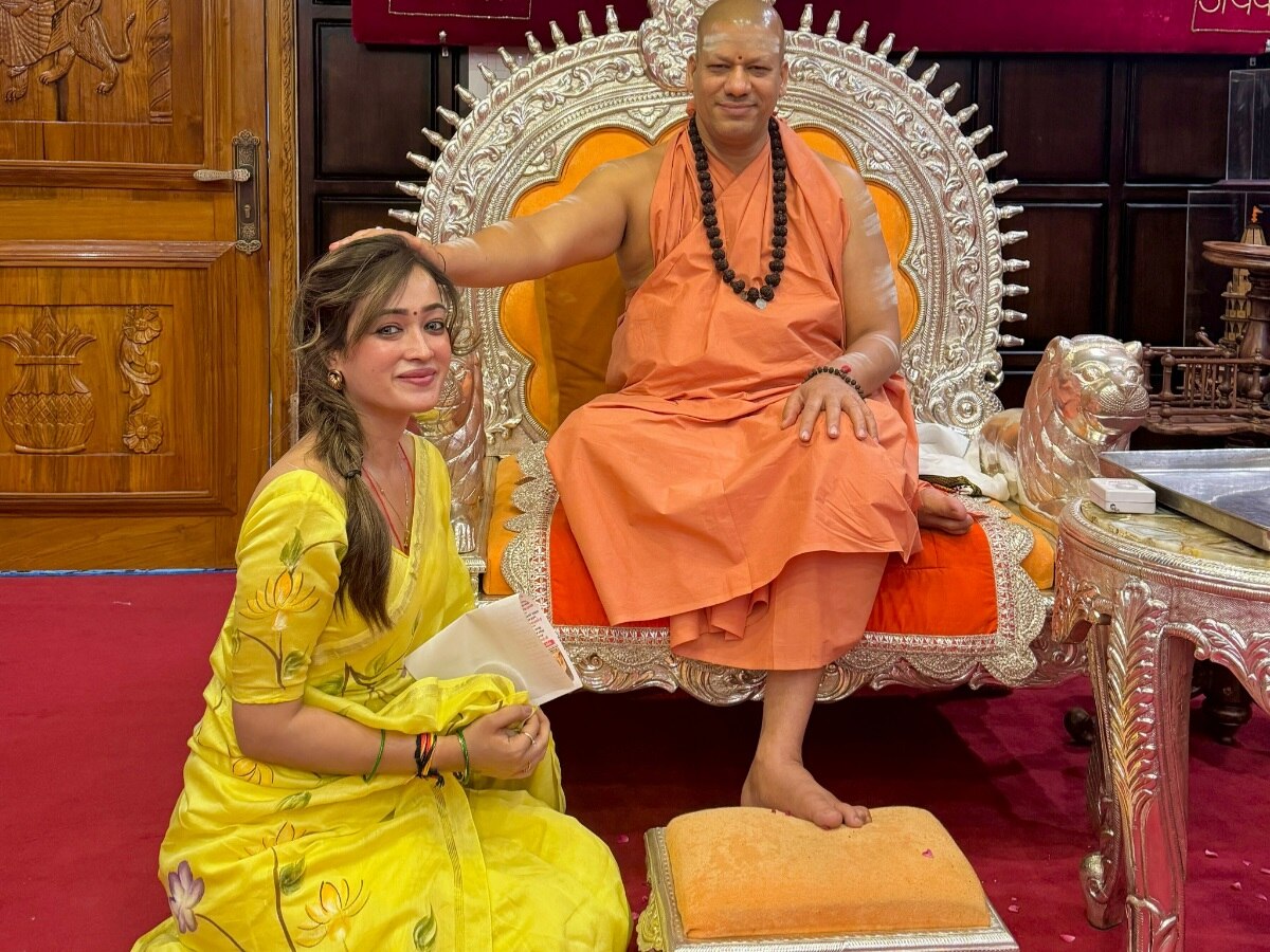 untold story of glamorous harsha richaria the most beautiful sadhvi of ...