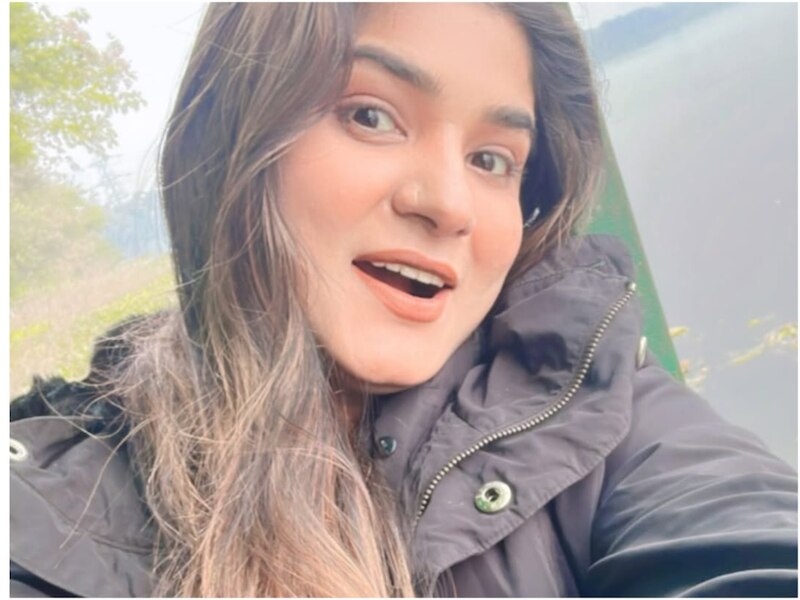 Bhojpuri Actress Shruti Rao Viral Photos Shruti Rao Affair With Khesari ...