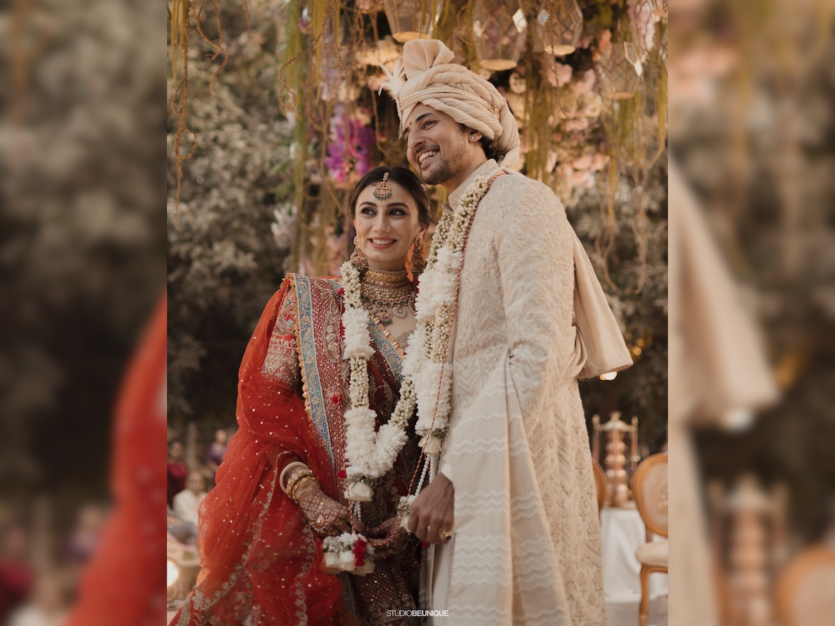 25 Years Old Famous Bollywood Singer Darshan Raval Gets Married To His ...
