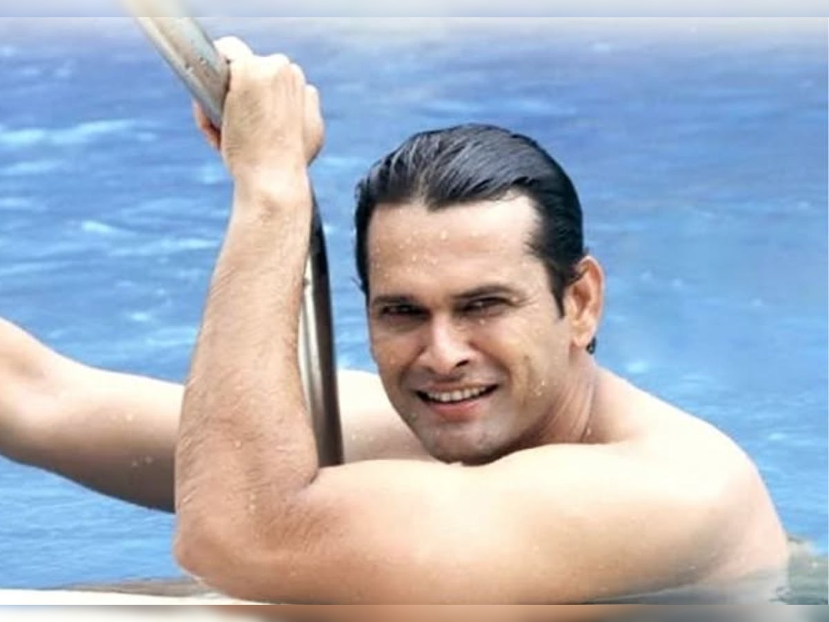 46 year Tv Top Actor Sameer Dharmadhikari popular in Chakravartin ...