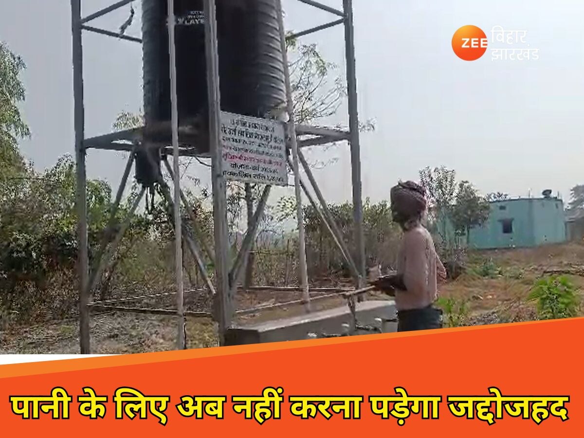 bokaro mukhiya solved water shortage problems in radha gaon panchayat ...