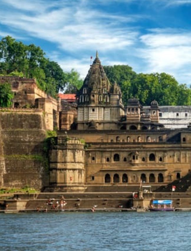 mp tourism best places to visit in maheshwar tourist place like banaras ...