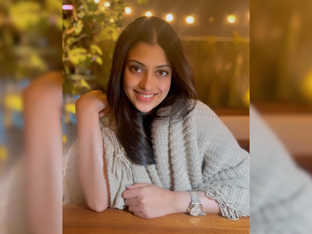 91 Years Bollywood Famous Singer Asha Bhosle Grand Daughter Zanai ...