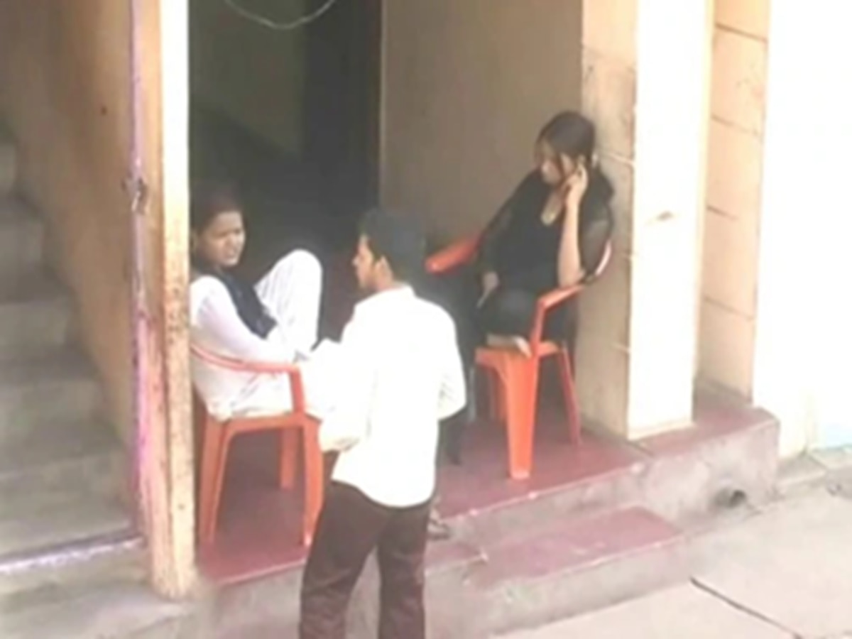 Bihar biggest redlight area muzaffarpur chaturbhuj sthan was known as ...