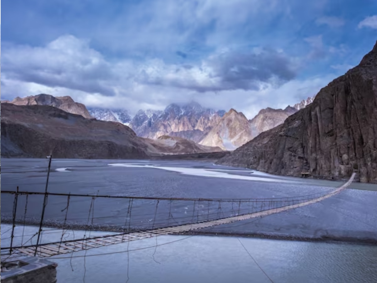 dangerous bridge in the world | most dangerous foot bridges in the ...