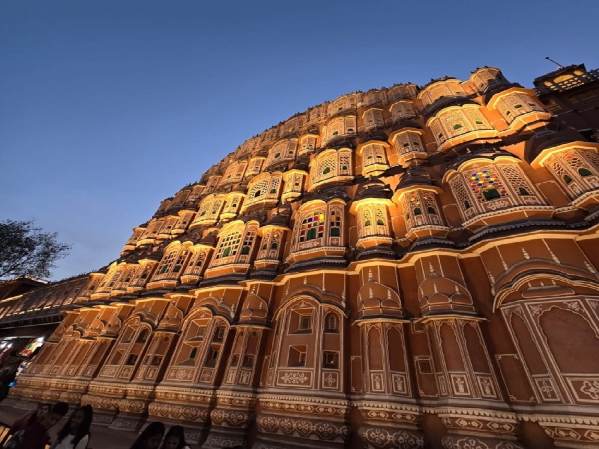 Hawa Mahal: Who is the owner of Hawa Mahal what is the cost and its ...