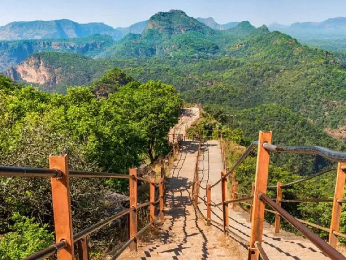 four famous shiva temples chauragarh gupt mahadev are situated at ...