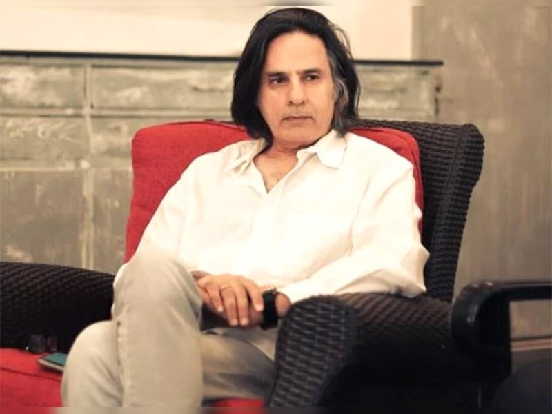 59 Years Old Bollywood Flop Actor Rahul Roy Signed 47 Movies in 11 Days ...