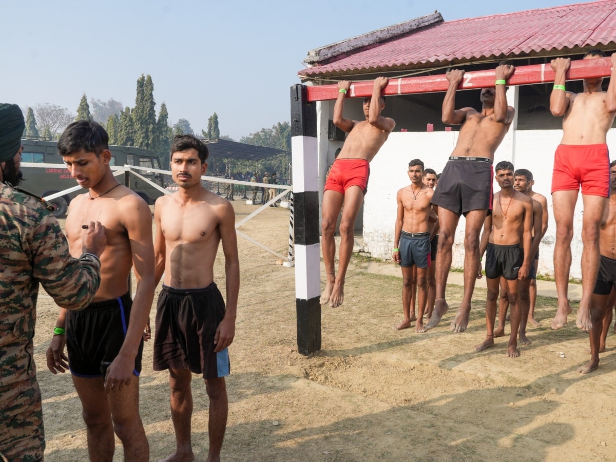 UP Police Constable Recruitment 2025 Physical test of UP Police ...