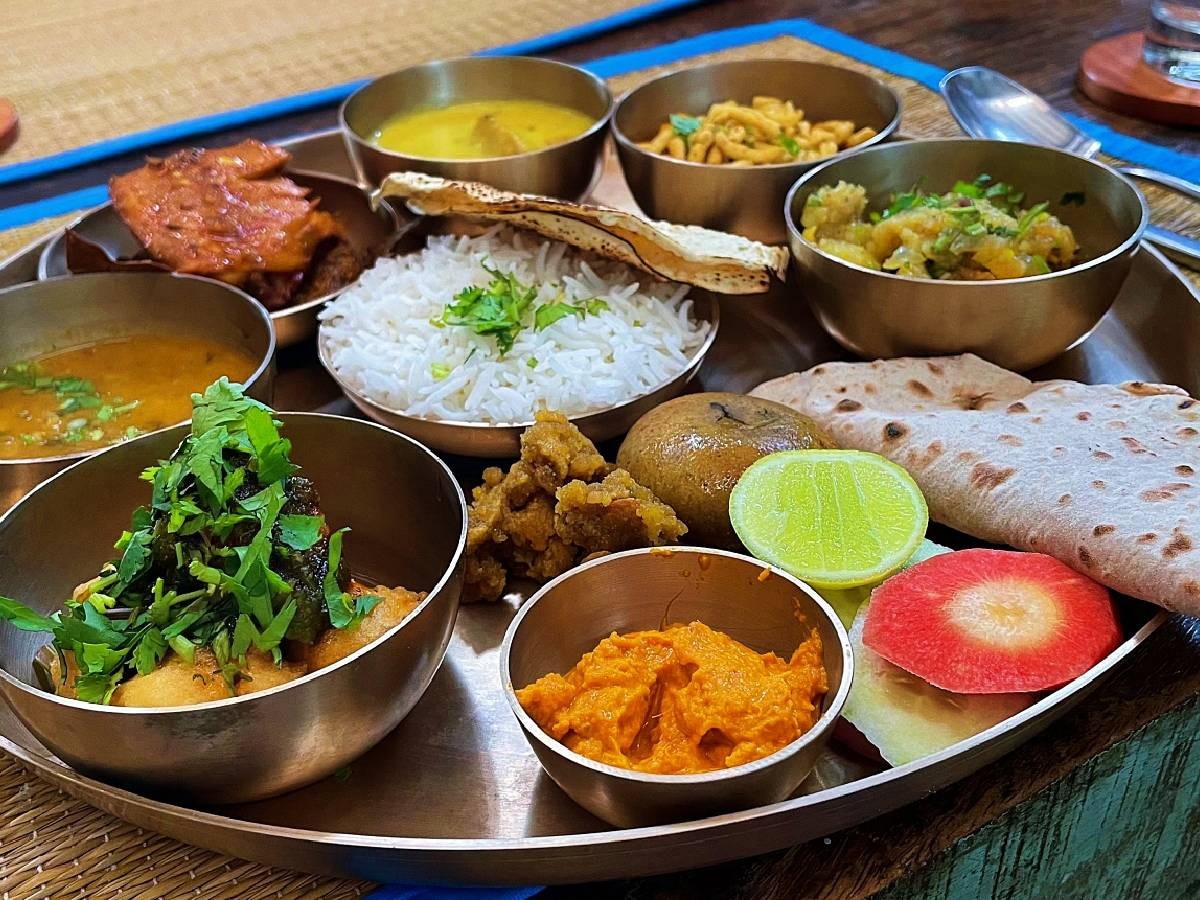 bhopal gis event to be mp special dish dal baati bafla and mawa bati ...