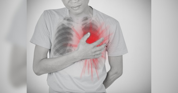 Do not take chest pain lightly it could be sign of heart attack know ...