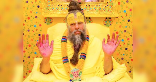 Premanand Maharaj ashram Shri Hit Radha Keli Kunj Ashram in Vrindavan ...