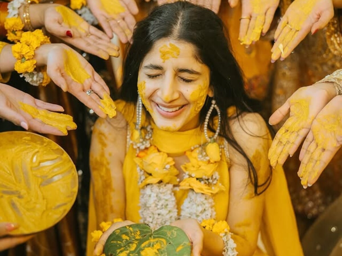 Sanam Teri Kasam fame actress Mawra Hocane haldi photos viral on ...