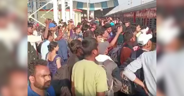 katani railway station passengers kept waiting to go to prayagraj ...