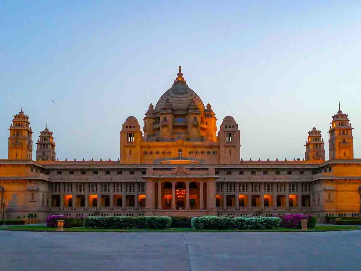 Maharaja Hanwant Singh Lifestyle | Jodhpur Maharaja Love Story ...