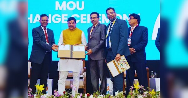 global investor summit bhopal 2025 different photos cm mohan yadav ...