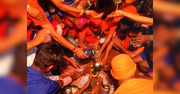 Sambhal Khaggu Sarai Shiv Mandir jalabhishek Rudrabhishek after 46 ...