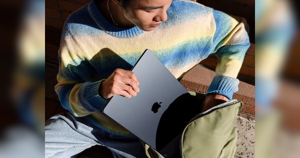 Apple CEO Tim Cook teased launch of new MacBook Air with M4 chip ...