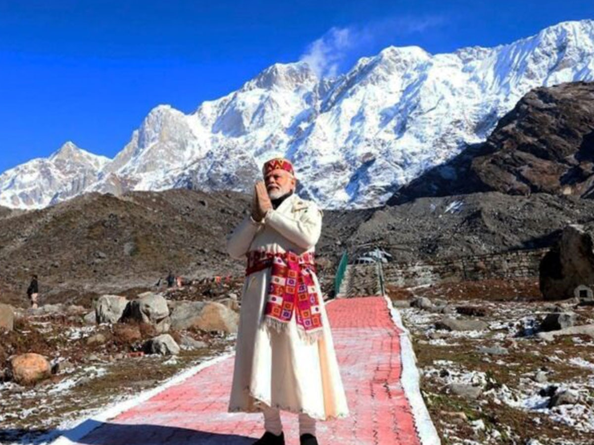 pm modi uttarakhand visit Prime Minister attire viral at Harshil Ghati ...