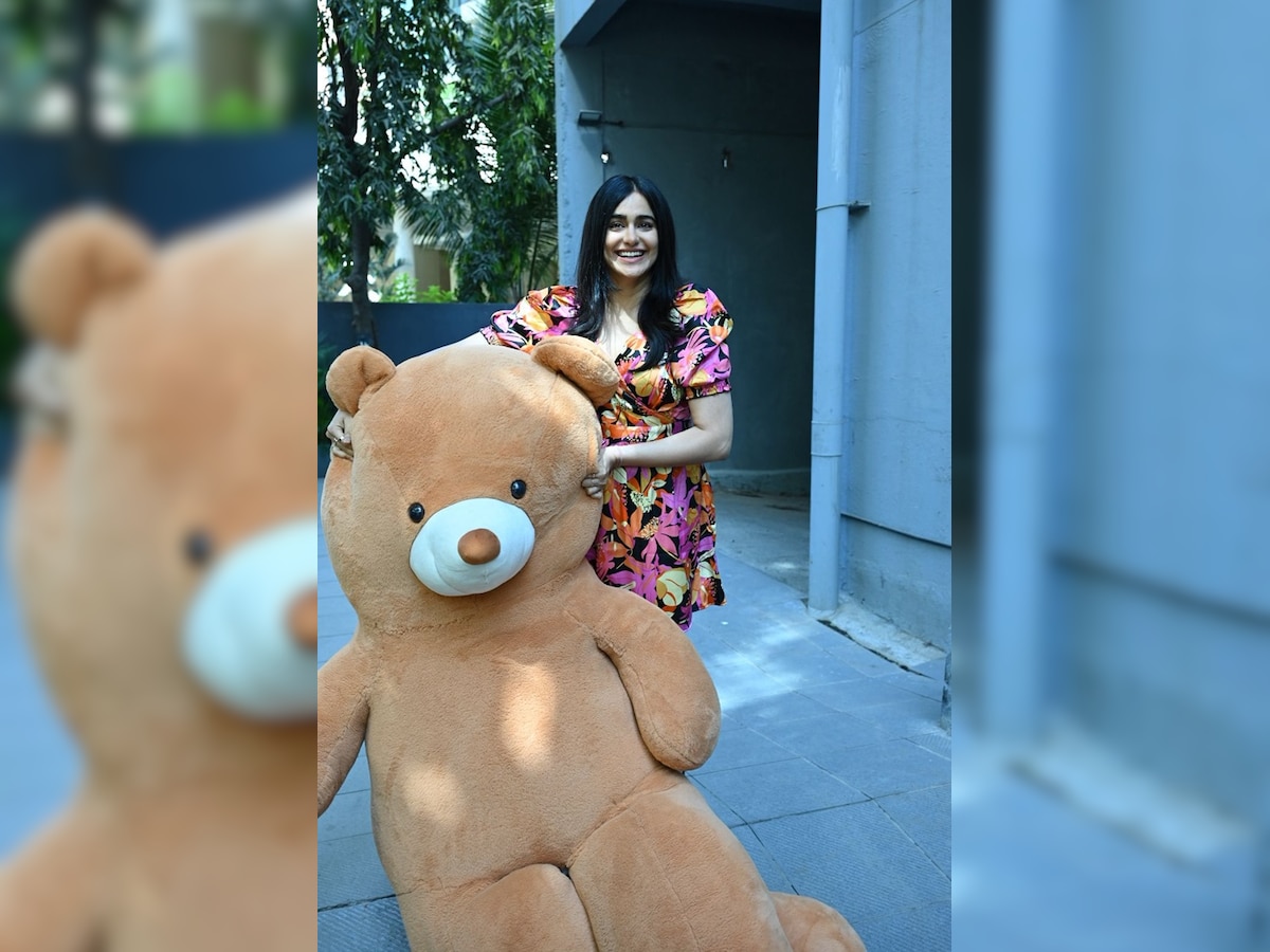 32 year actress adah sharma seen in short dress gave killer bold look ...