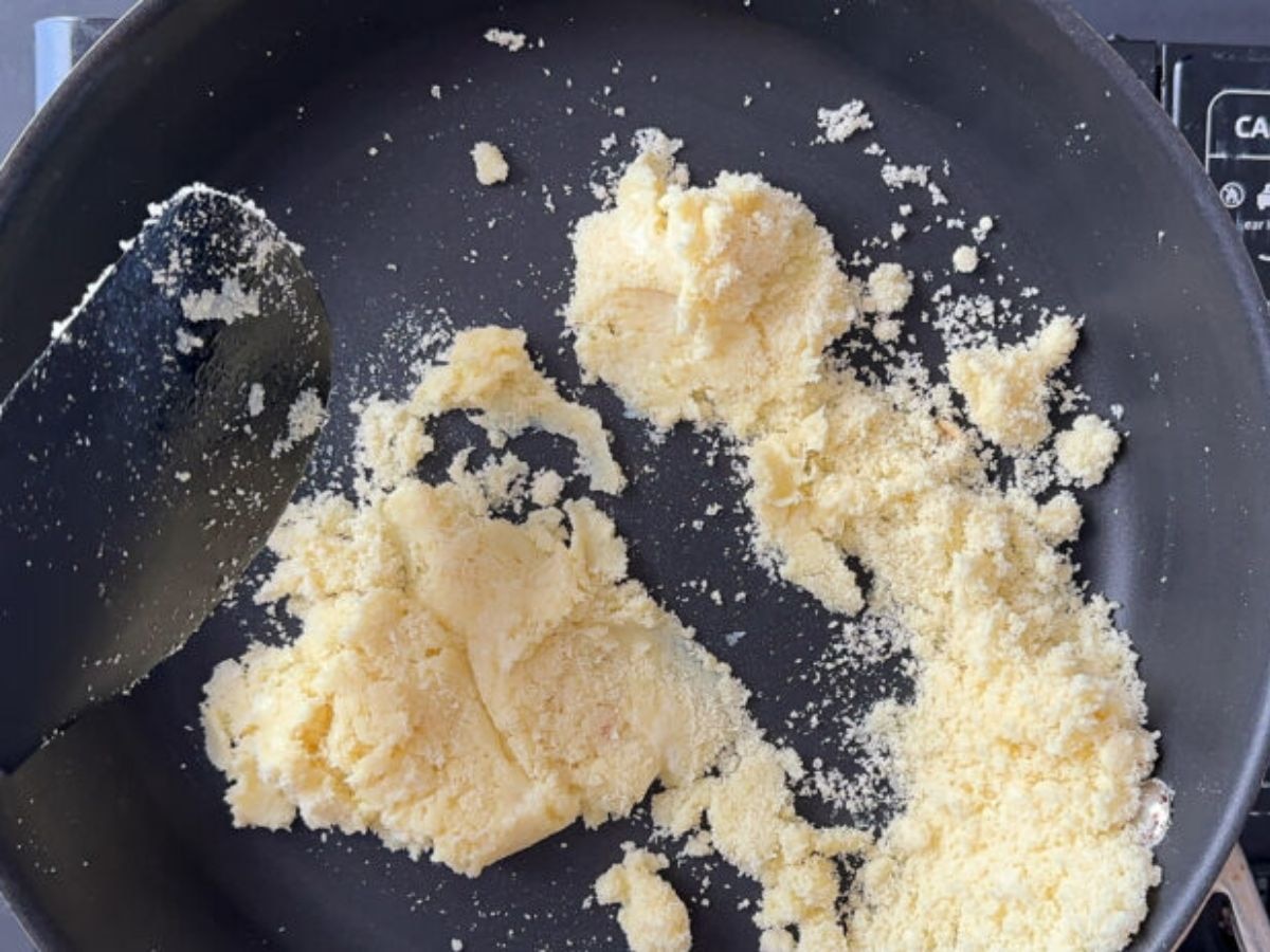 how make mawa with milk powder at home know the recipe on holi 2025 ...