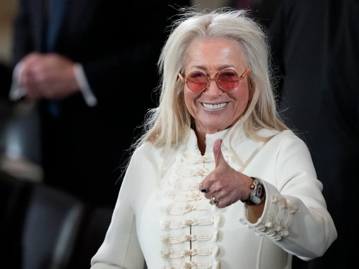 5 worlds richest women alice walton julia flesher koch net worth how ...