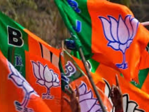 Kanpur BJP Jiladhayaksh Shivram Singh and Mahanagar adhyaksh check BJP ...