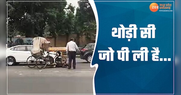 drunk rickshaw driver did lot of drama at traffic signal ambikapur ...