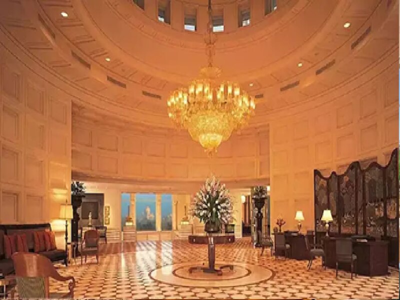 Most Expensive Hotel list in Uttar Pradesh know The Oberoi Amarvilas ...