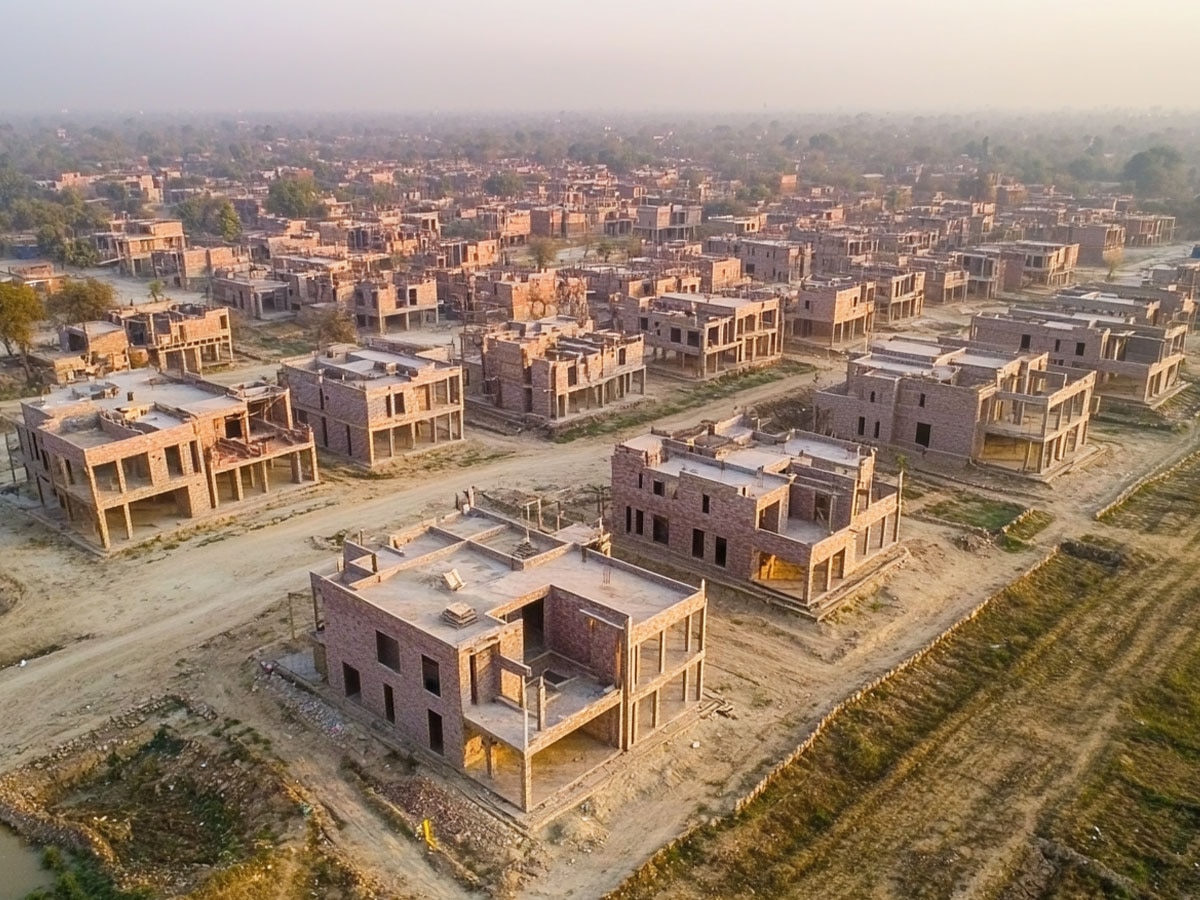 YEIDA master plan for Mathura Raya urban center and aligarh tappal ...