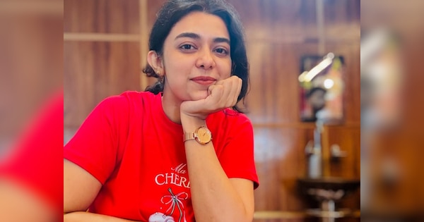 IAS officer Rupal Rana Success Story Father ASI in Delhi Police and ...