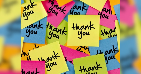 What is the difference between Thanks and Thank you When do you use ...