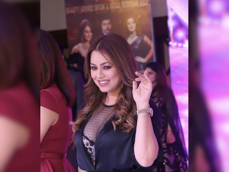 5 Bollywood Celebs Who Battled Breast Cancer surviver Tahira Kashyap ...