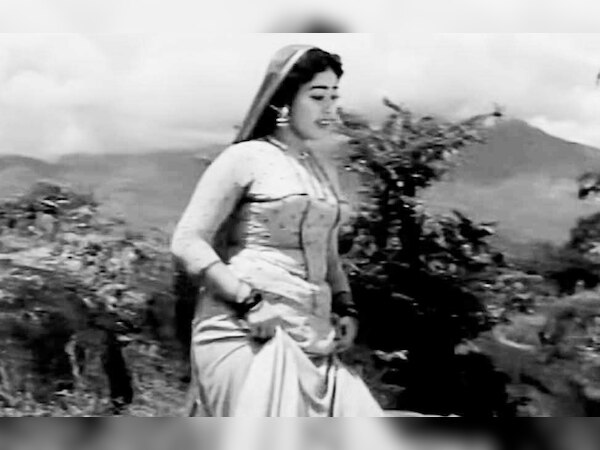 77 Years Old Veteran South Top Actress Sheela Did 500 Movies 130 Films ...