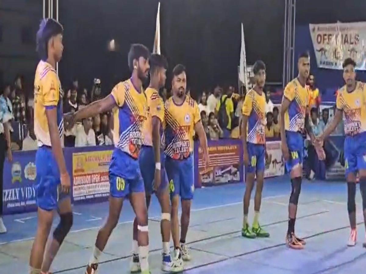 koderma kabaddi League 2025 organized like pro kabaddi league 10 teams participated 6 men and 4 ...
