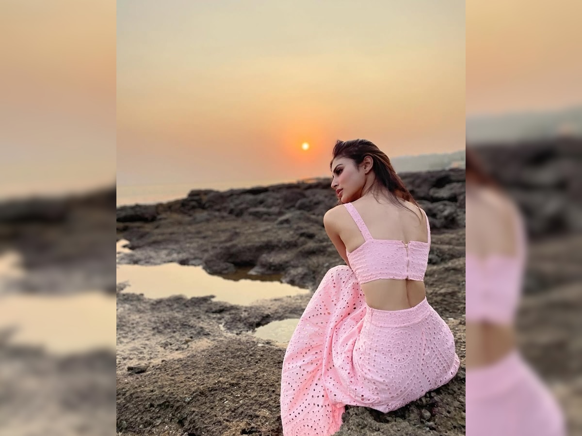 39 year old actress mouni roy shared superbold photoshoot viral on internet in short skirt ...