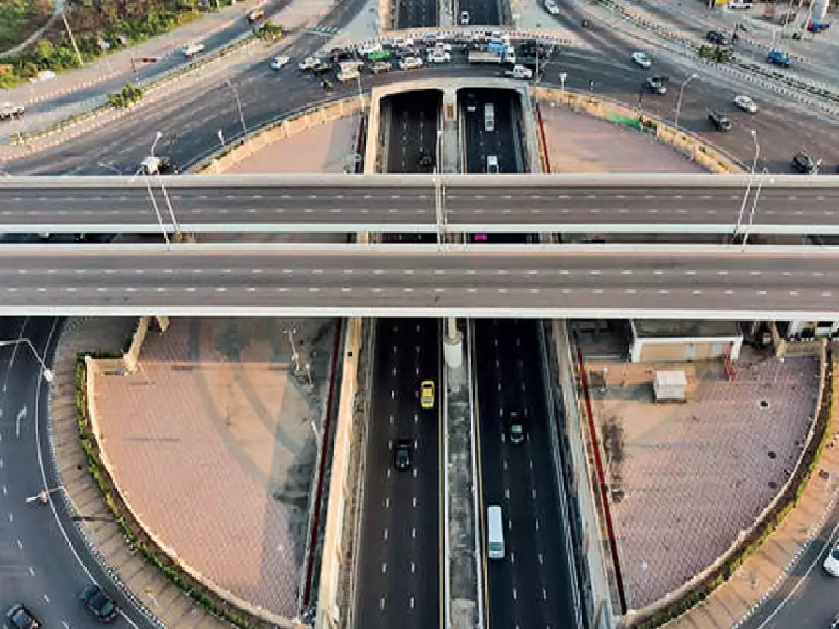 6 lane elevated road to built on Yamuna Bank Noida airport get connectivity smooth journey ...