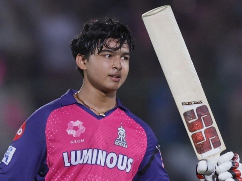 Vaibhav Suryavanshi 14 Years Old Cricketer IPL Debut With Six Now ...