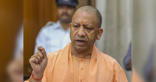 CM Yogi Adityanath Govt transferred 11 IPS Officers in Uttar Pradesh ...